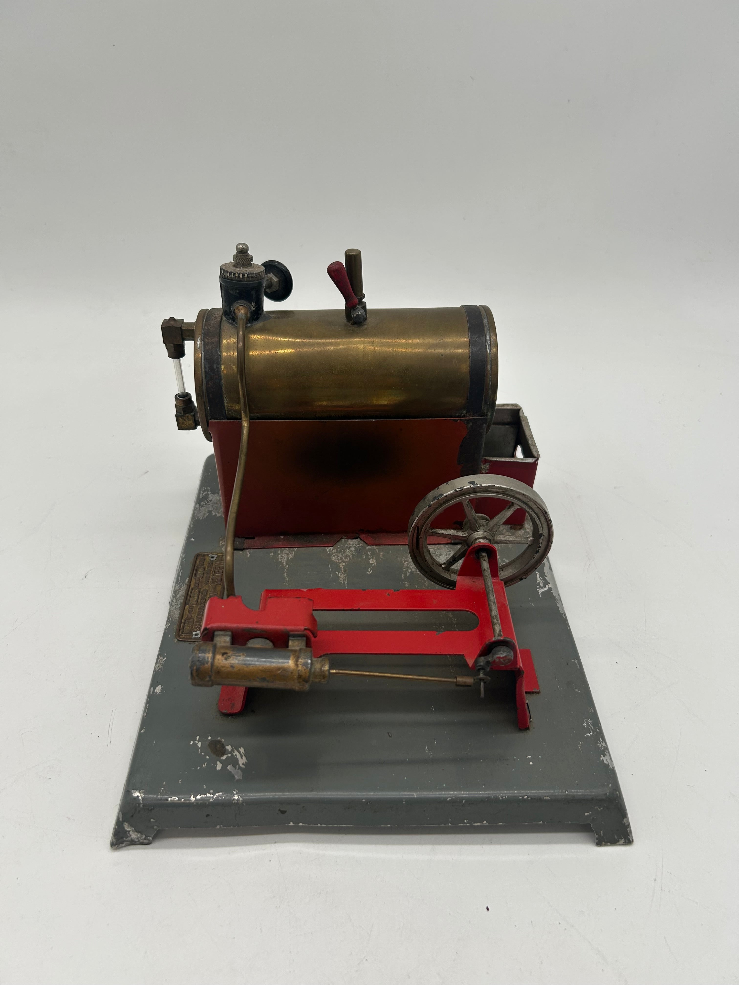 Weeden MFG. Co. Model No. 902 Stationary Engine – Anthony & Co Collectables